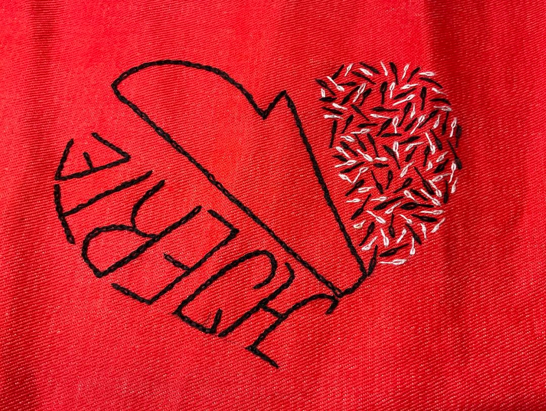 Broderi med tekst | Joan Eriksen